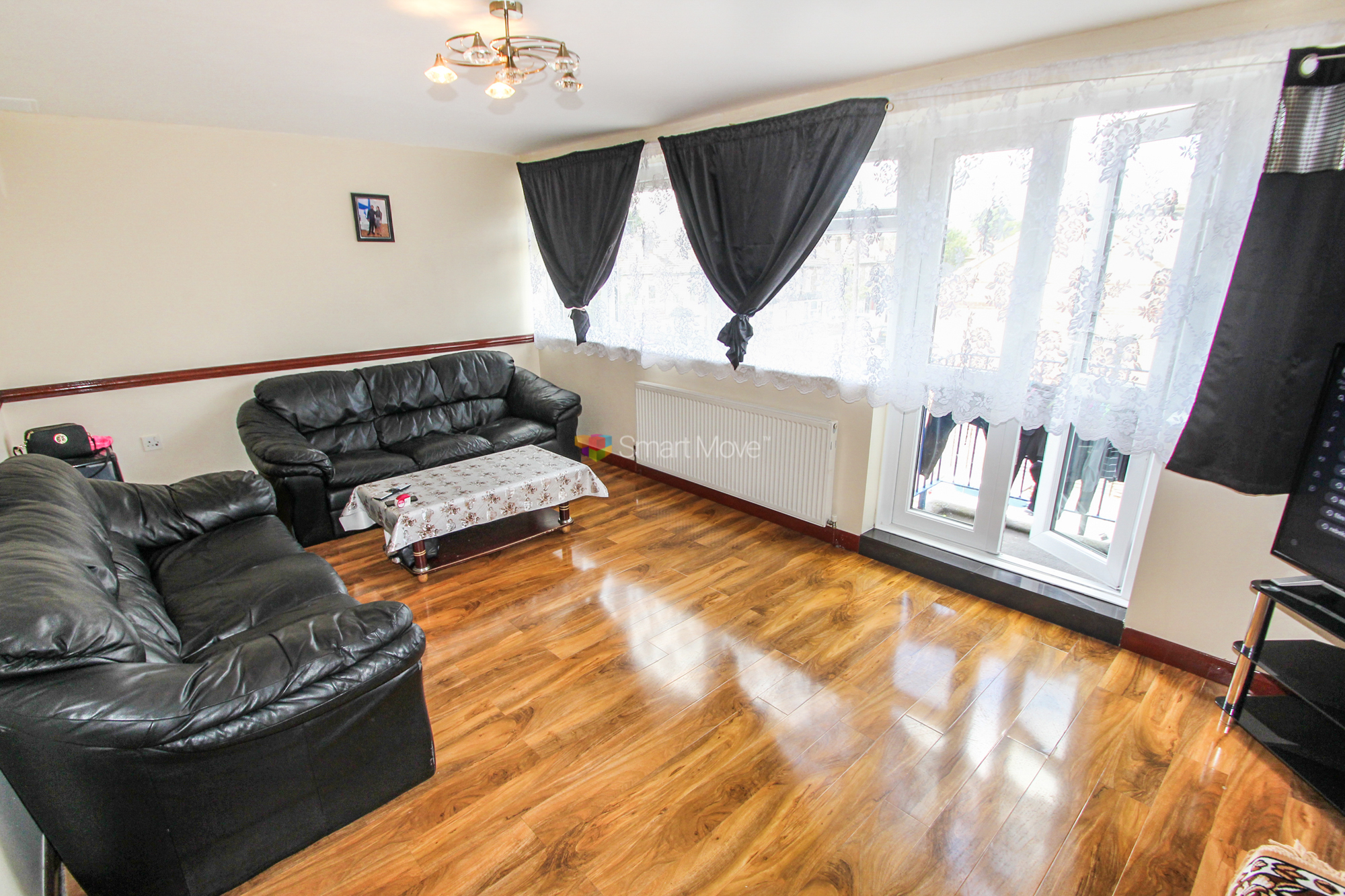 Bounces Road, Edmonton, N9