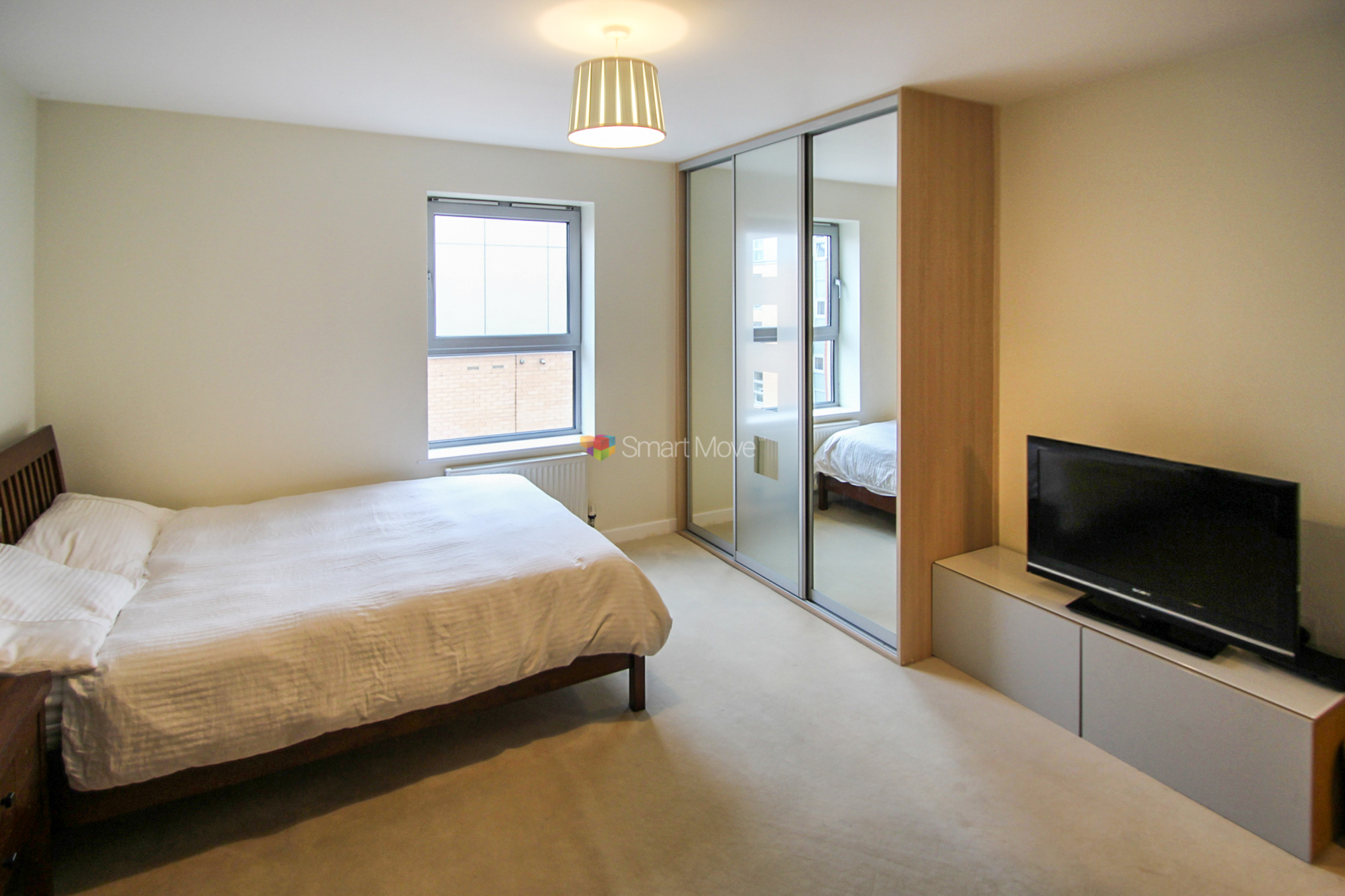 Queen Mary Avenue, South Woodford, E18