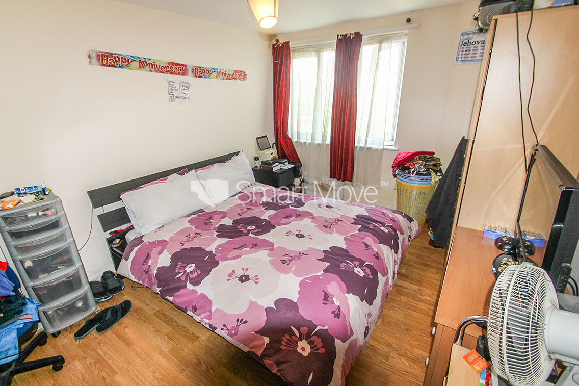 Enstone Road, Enfield, EN3